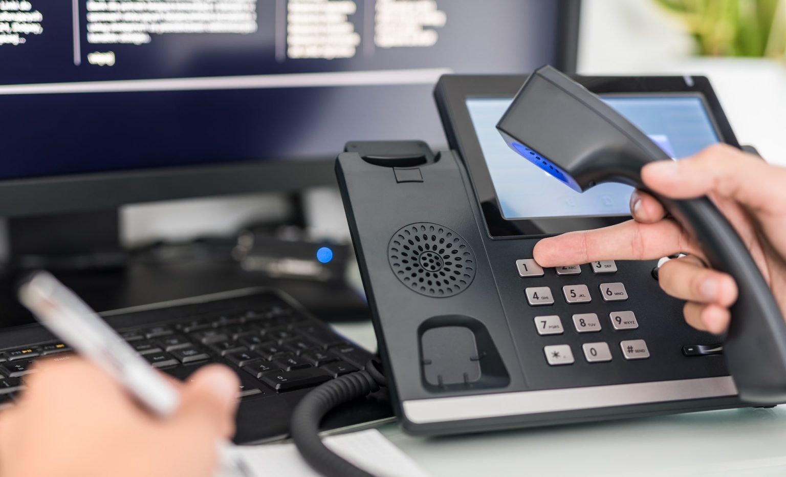 How to Integrate VoIP for Zoom & Microsoft Teams | WWT & 24/7 West Telcom